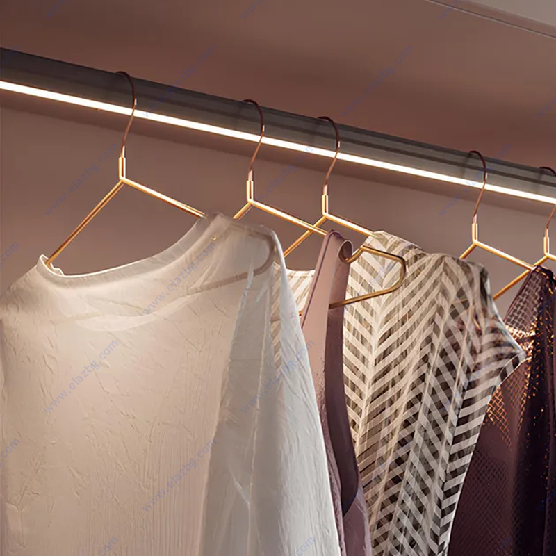 Лост за гардероб с канал за Led лента овален алум профил 3м Елаз Мебелен обков